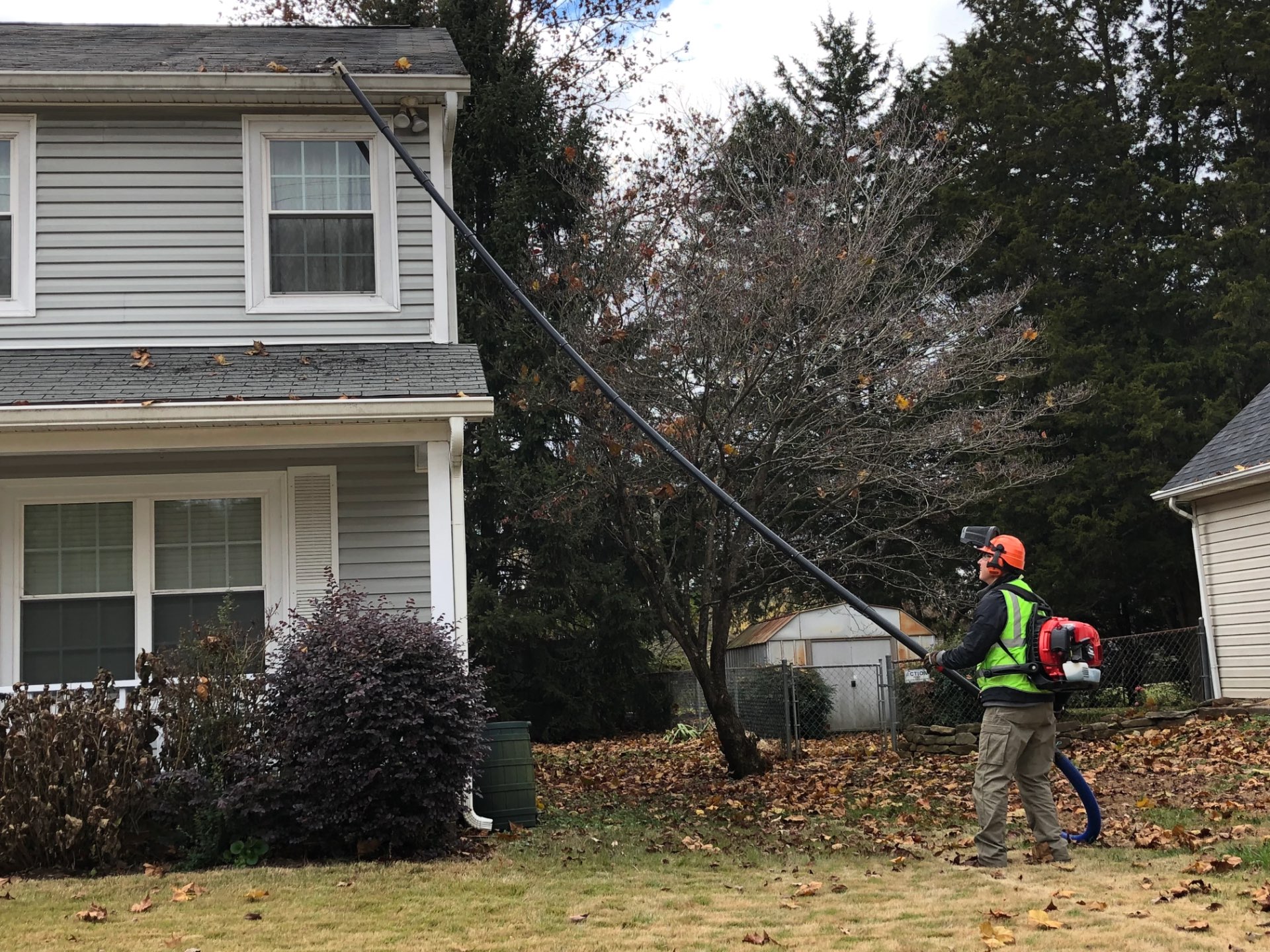 Professional Gutter Cleaning in Knoxville Tennessee | Glide Force